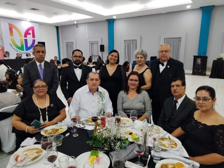 X aniversario de la Gran Logia Femenil del Estado de Colima ...